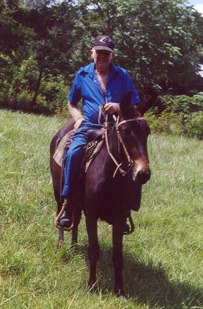 Earl Forrest Bennett - Higgins Funeral Home